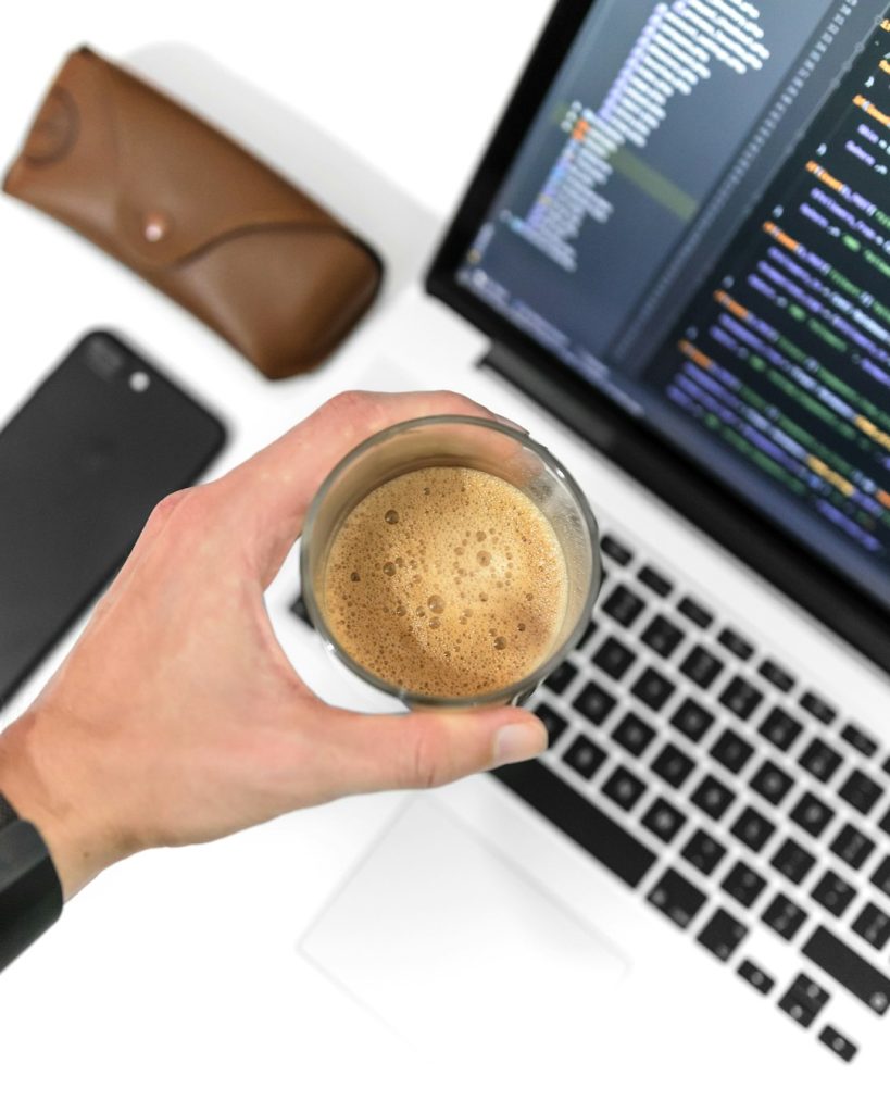 Business Card Makers Compared: Features, Templates, and Print Quality ...